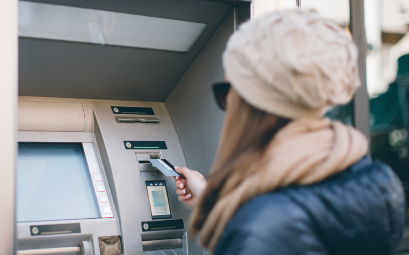 4 Tips to Spy ATM and Gas Pump Skimmers